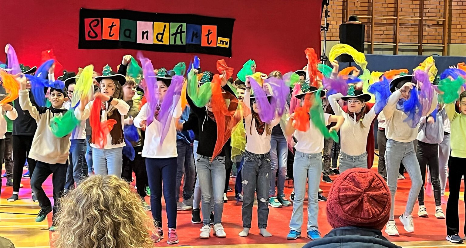 Die spektakuläre Abschluss-Show - OGGS Am Pleiser Wald